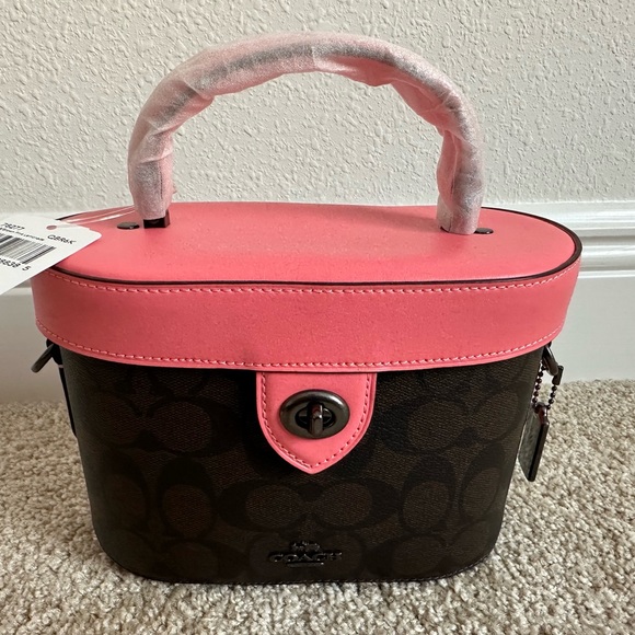 Coach | Bags | Coach Kay Crossbody In Signature Canvas | Poshmark